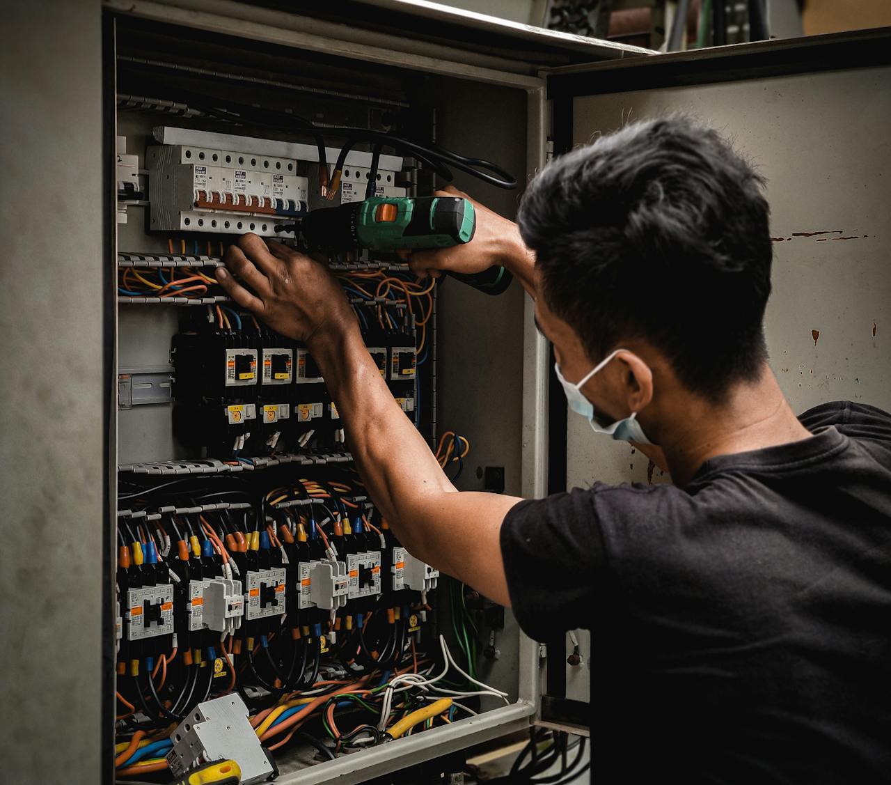 Manhattan | Electrocution Accident Lawyers | Cellino Law